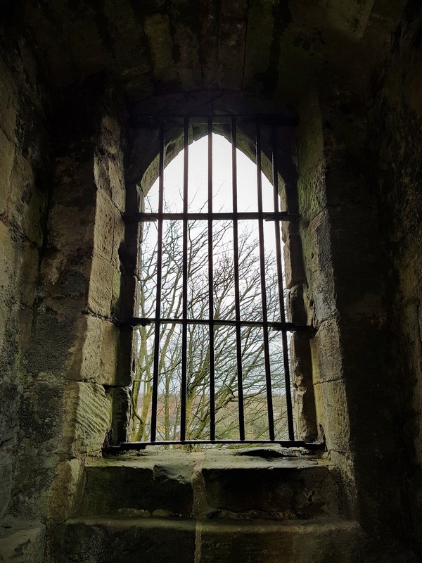 A visit to Crookston Castle – Just Frances