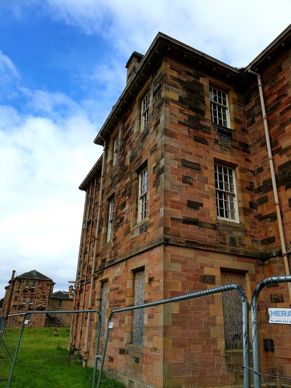 On the edge of sanity: A visit to the (abandoned) Rosslynlee Mental ...