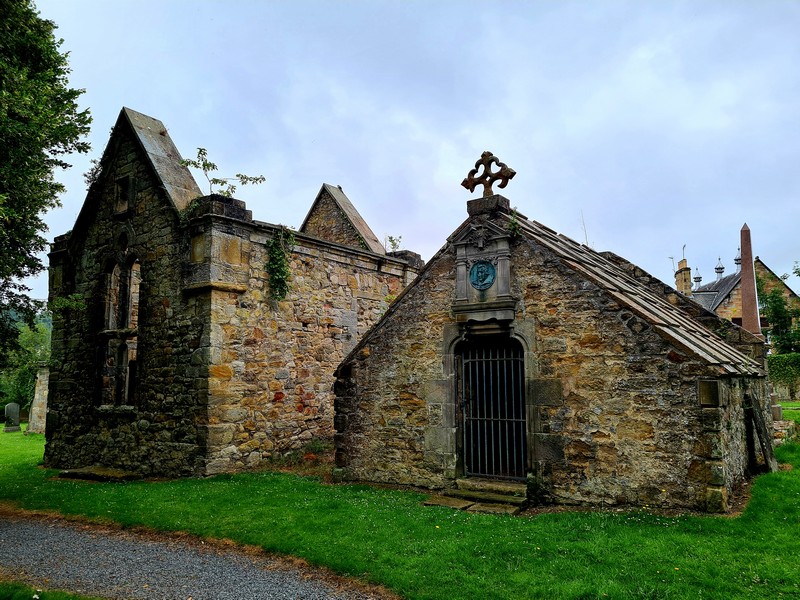 Exploring Lasswade Old Kirk – Just Frances